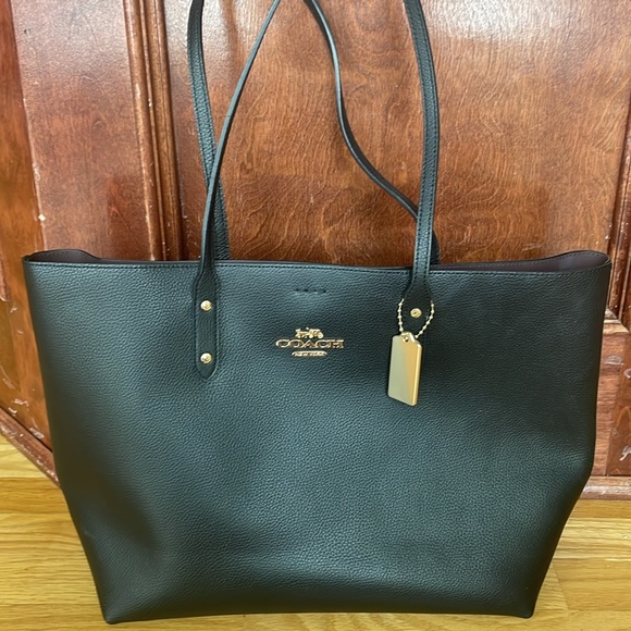 Coach | Bags | Coach Totepurse Excellent Condition Hardly Used | Poshmark